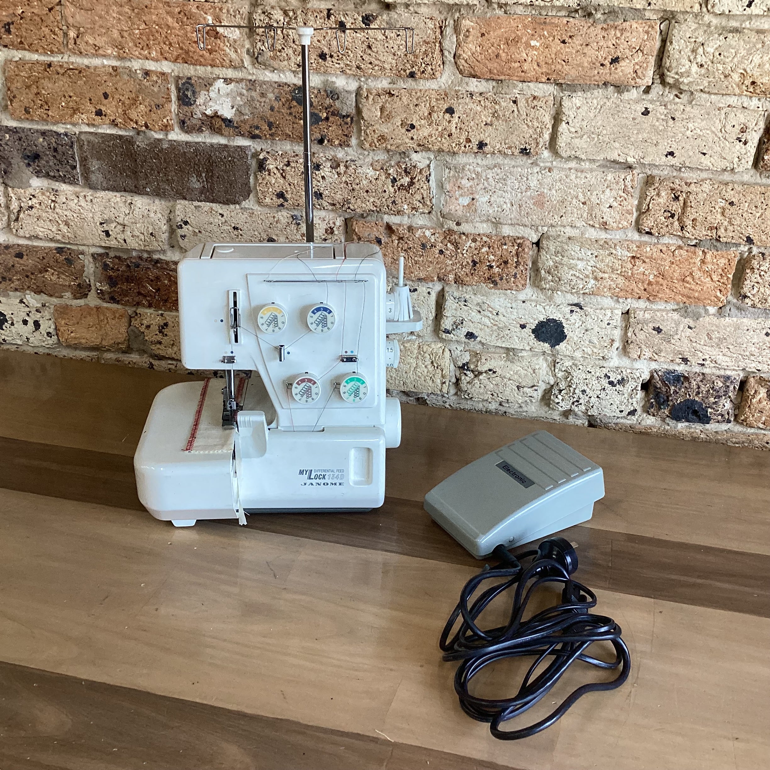 Second Hand Sewing Machines – Bobbin and Ink