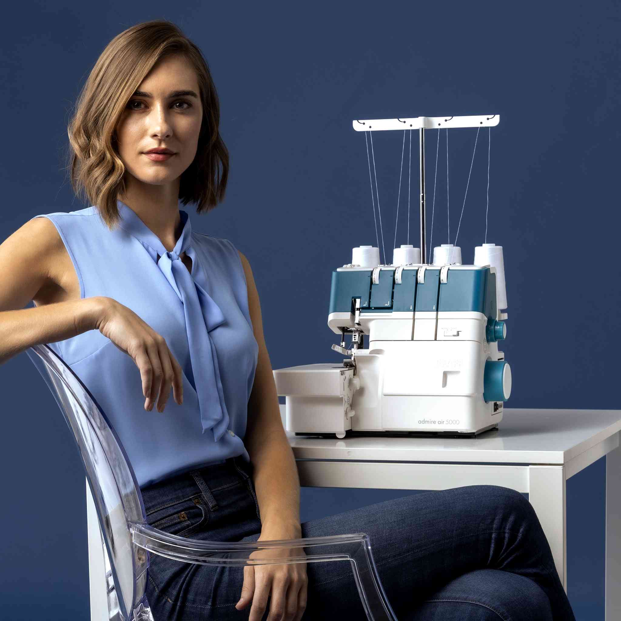 Pfaff Admire™ Air 5000 Overlock – Bobbin and Ink